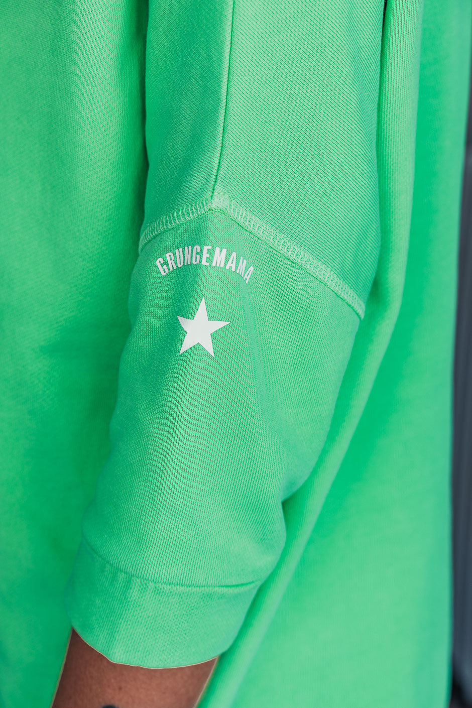 Grungemama Ana green sweatshirt