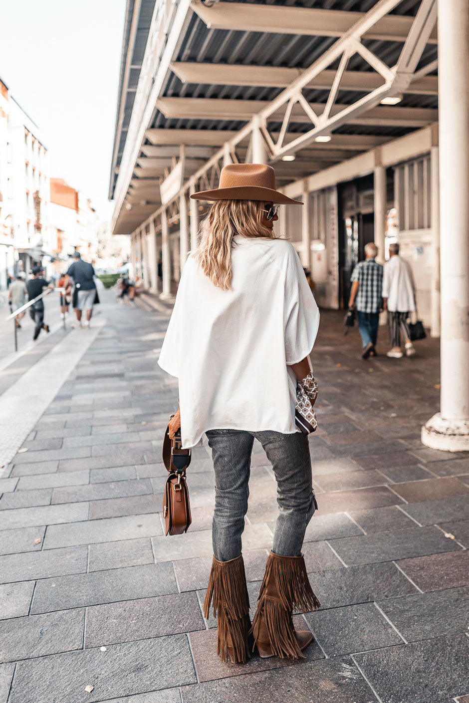Wildly white t-shirt – Grungemama